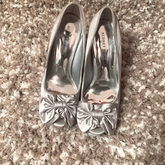 Audrey Brooke | Shoes | Satin Dress Shoes | Poshmark